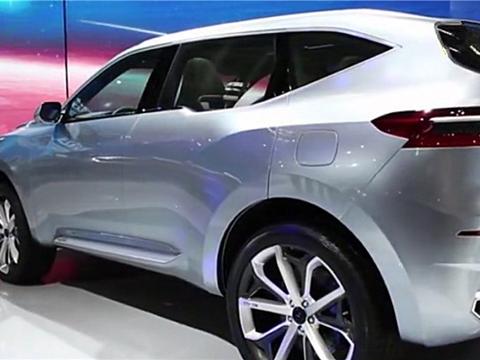 实车哈弗H10现街头，外观似WEY，马力235，内饰、颜值仍是卖点-新浪汽车