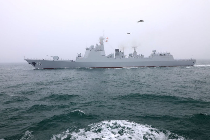 052D型驱逐舰绝非“过气网红”，战力不逊西方7000-9000吨级舰艇|驱逐舰|舰艇|反舰导弹_新浪新闻