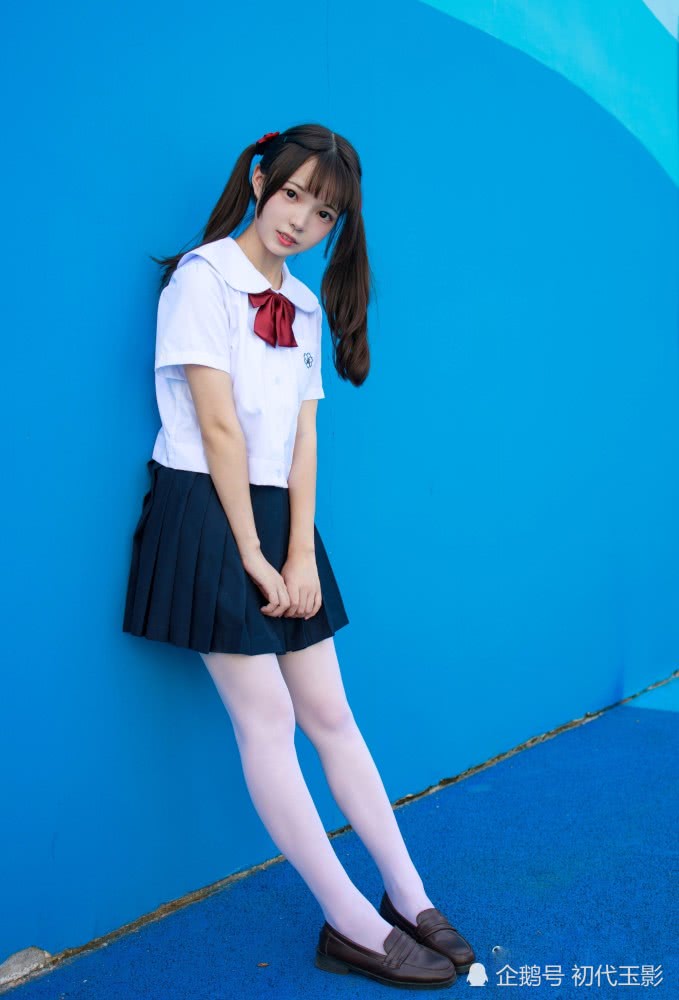 Jk制服双马尾萌妹:周末和我一起去游乐园吧!双马尾游乐园制服新浪新闻