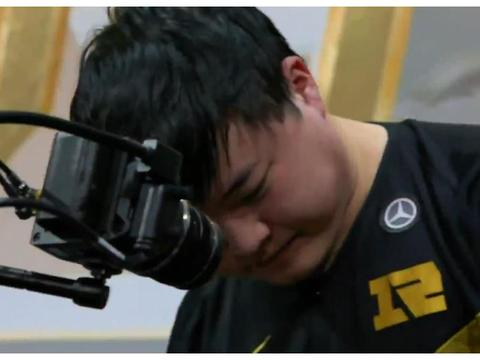 RNG止步16强，UZI现状到底如何？这张图告诉你|比赛|心情|孤单_新浪新闻