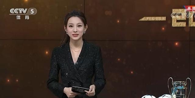 CCTV5评10年最佳：C罗梅西一起当选！美女主持马凡舒这样评价
