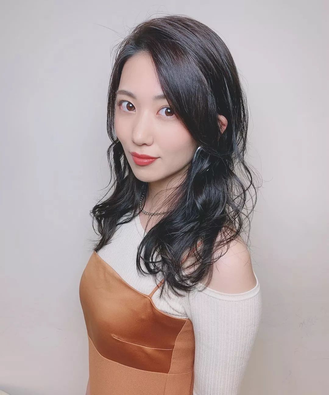 赏色 山岸逢花 Aika Yamagishi