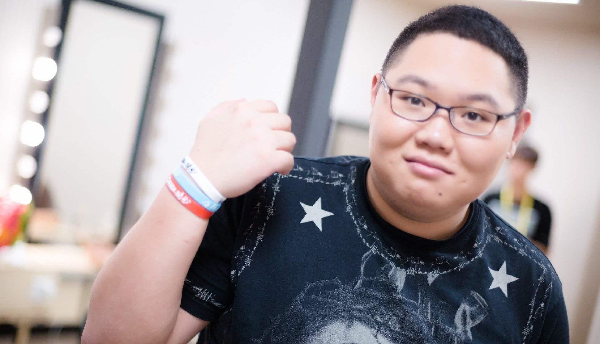 PDD拿下LPL名额，起小点又当又立惹众怒 网友：好消息就这？