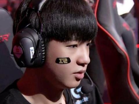 letme直言小狗等于ad的噩梦，而theshy是上单的噩梦|噩梦|小狗|选手_新浪新闻