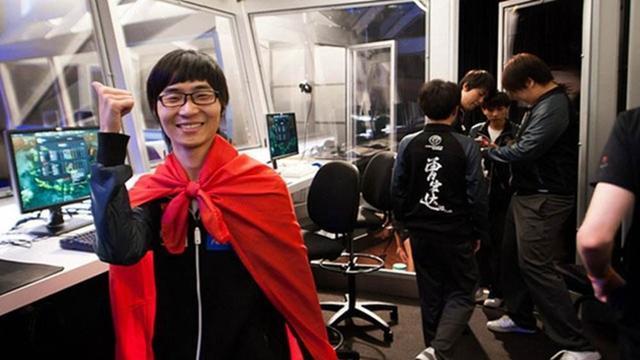 DOTA2：为什么作为TI2冠军，zhou在斗鱼直播人气和cty老陈差不多|斗鱼直播|斗鱼|主播_新浪新闻