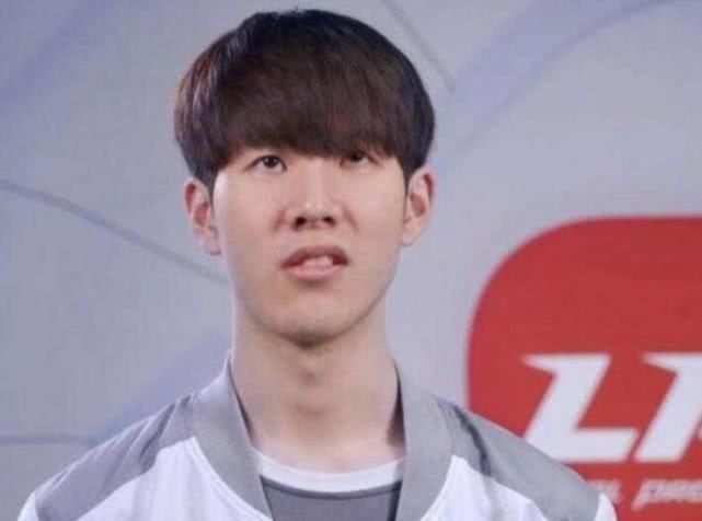 Theshy直播透露择偶标准，这3只女英雄最符合，希然显然不合格|择偶|标准|卡特_新浪新闻