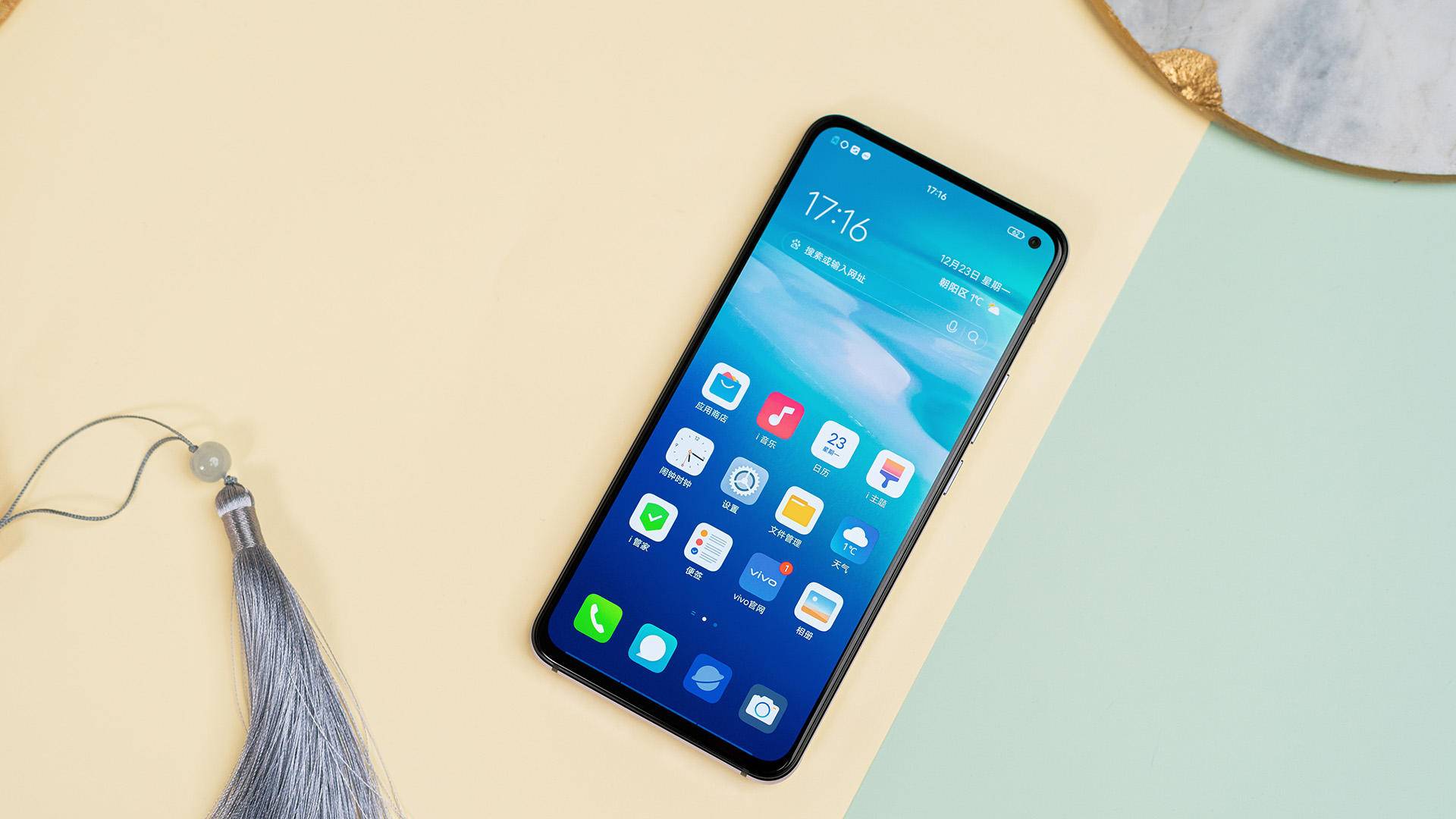 60倍超级变焦下能呈现出怎样的画面？ vivo X30 Pro为你解析|vivo X30|变焦|超级月亮_新浪新闻