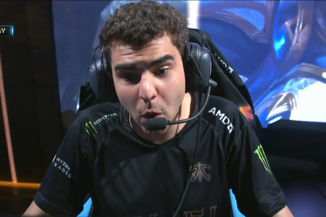 IG完全体惨遭FNC吊打，欧成碾压JKL凯瑞全场，宁王盲僧有点捞|大龙|出线|战队_新浪新闻