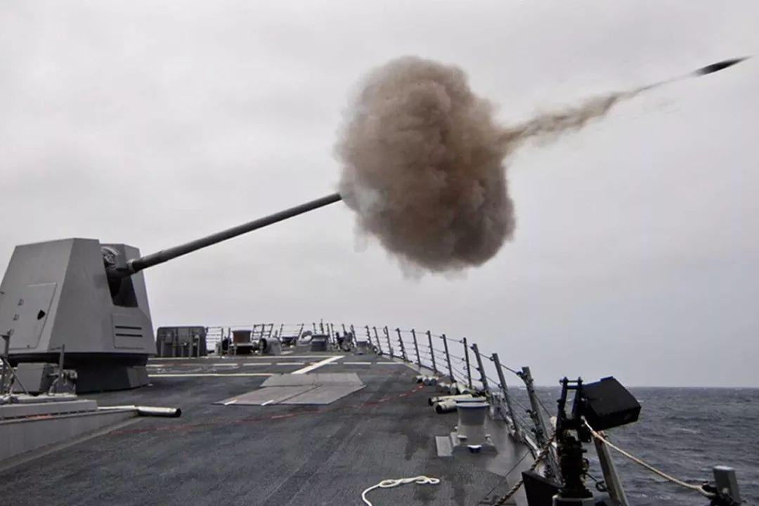 现代舰炮家族实用之王，美军MK45舰炮系统|舰炮|自动化|美军_新浪新闻