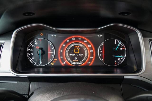 大迈X7-8AT、众泰T700、比速T5上演三国杀，谁将是最后的胜者？