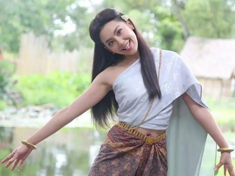 到底谁才是泰国广告女王？Bella、Aump、Yaya谁更吸金呢？|泰国|广告|女星_新浪新闻