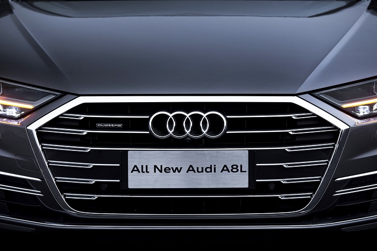 科技感爆棚全车6屏幕 全新奥迪A8L售93.78-130.98万元