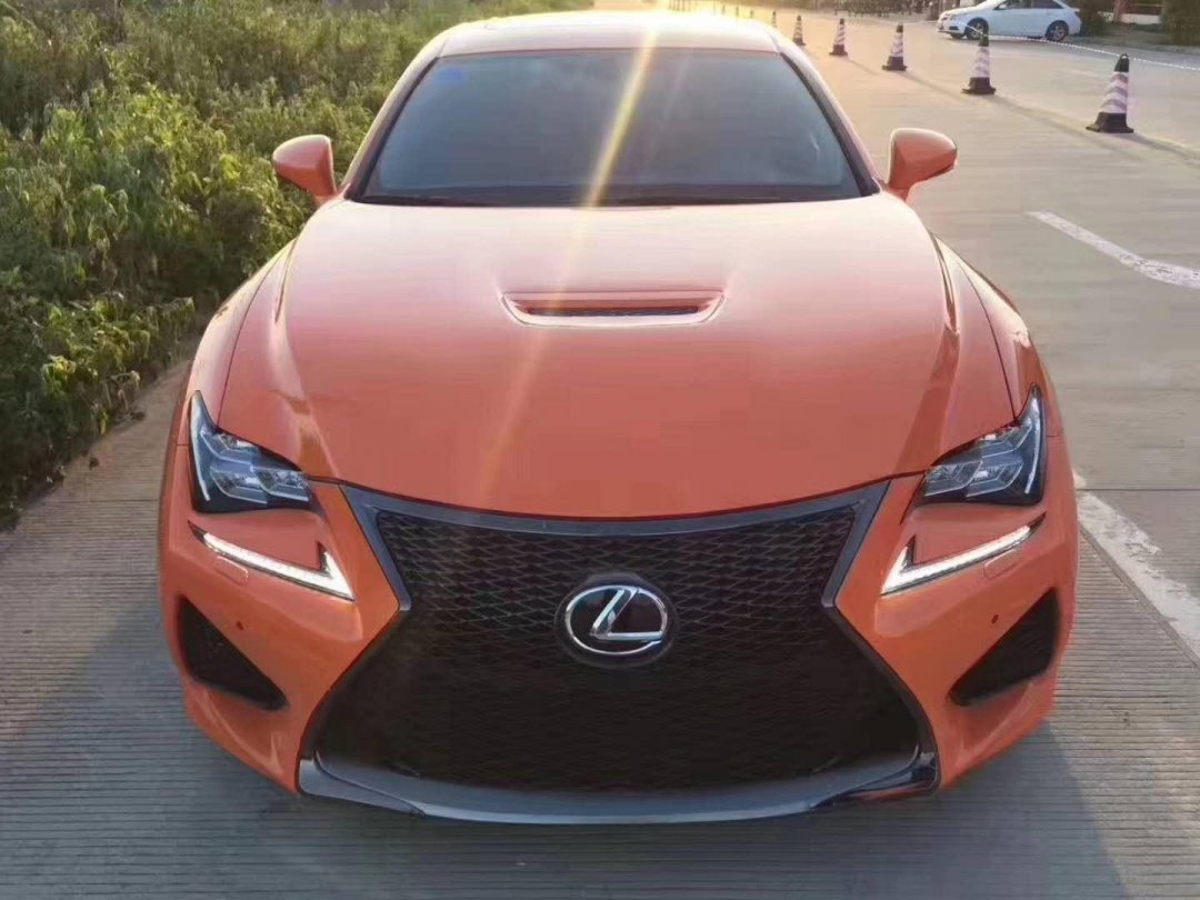 5.0升大功率17款雷克萨斯RCF性能跑车实拍，仅售40万