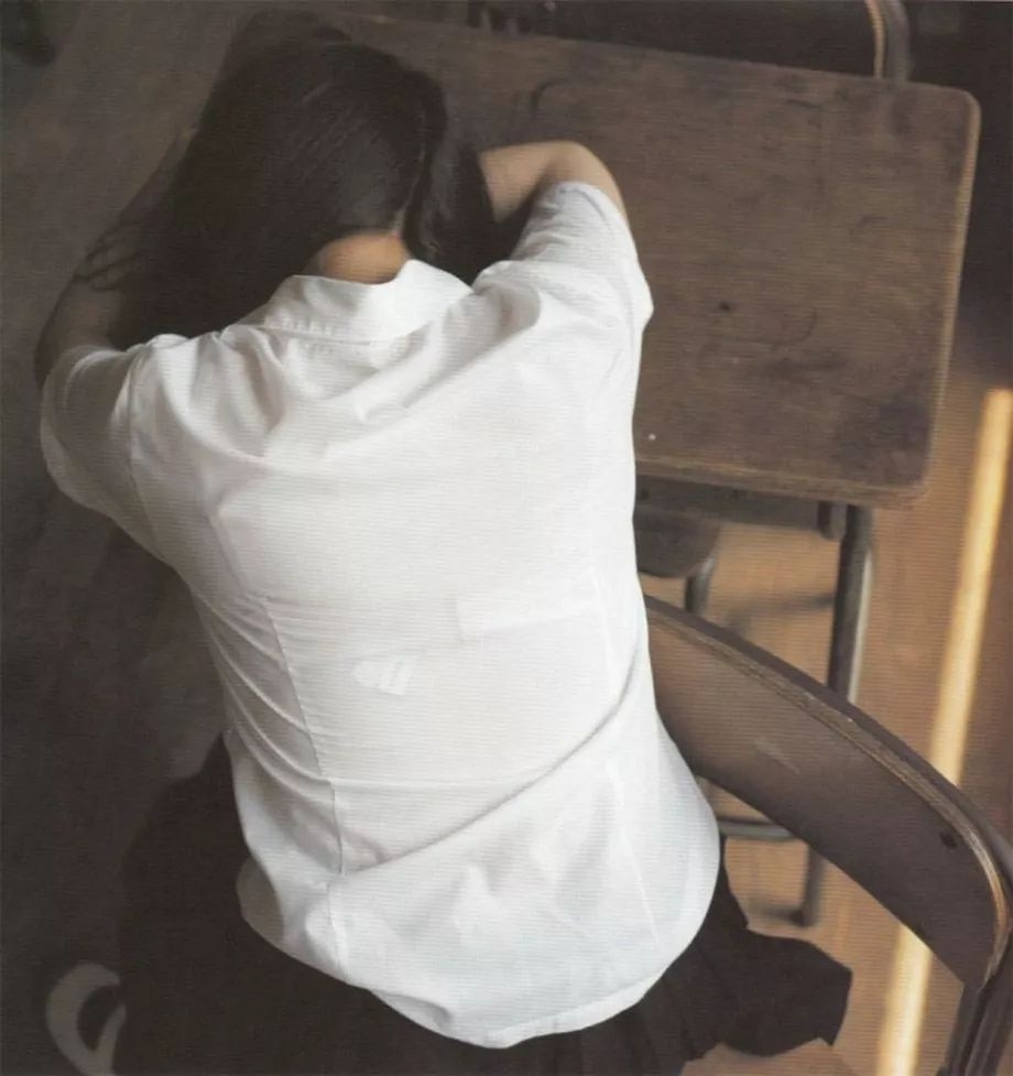 【J001】如何拍出满满的少女感？青山裕企青色诱惑教程+作品大赏|青山|少女|教程_新浪新闻