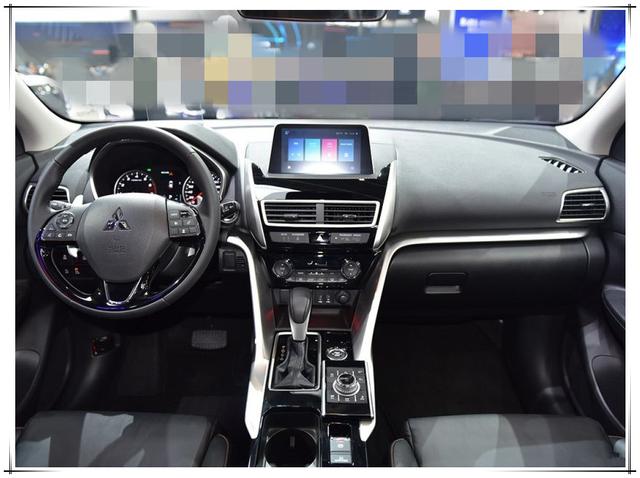 三菱终于爆发了！新车比逍客漂亮，四轮驱动配1.5T+8CVT，仅12万