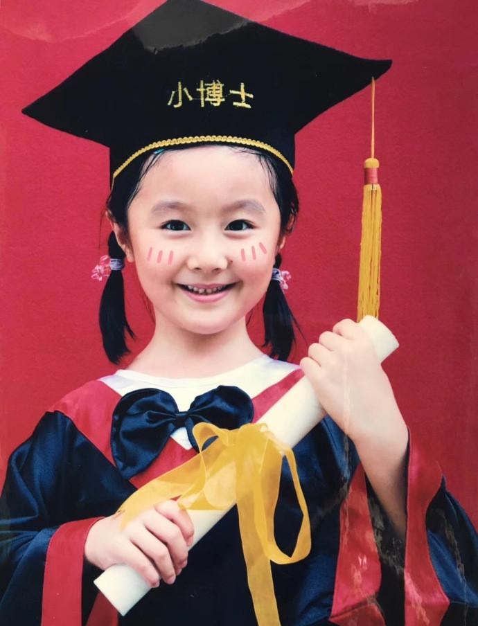 “妈妈再也不用担心我的学习了”点读机小女孩已长大