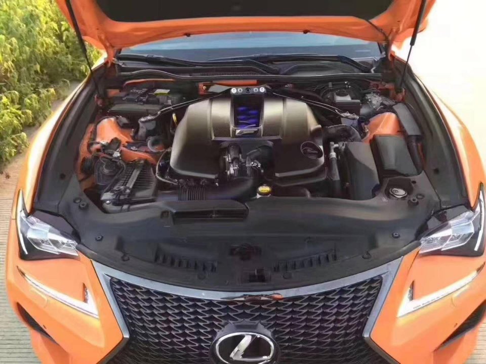 5.0升大功率17款雷克萨斯RCF性能跑车实拍，仅售40万