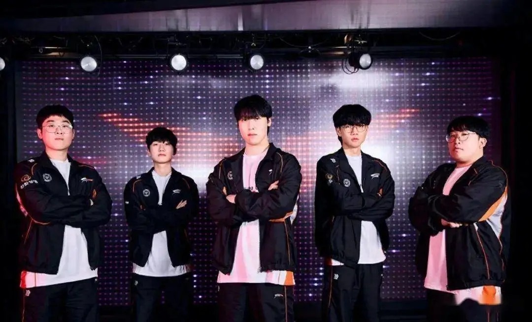 HLE3比0横扫T1终结四连败|T1_新浪新闻