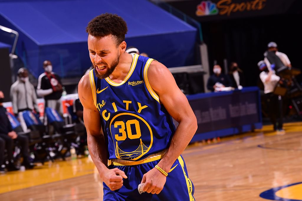 今日！cctv5等3大平台直播nba勇士vs太阳 库里+保罗pk杜兰特+布克|央视|布克|勇士_新浪新闻