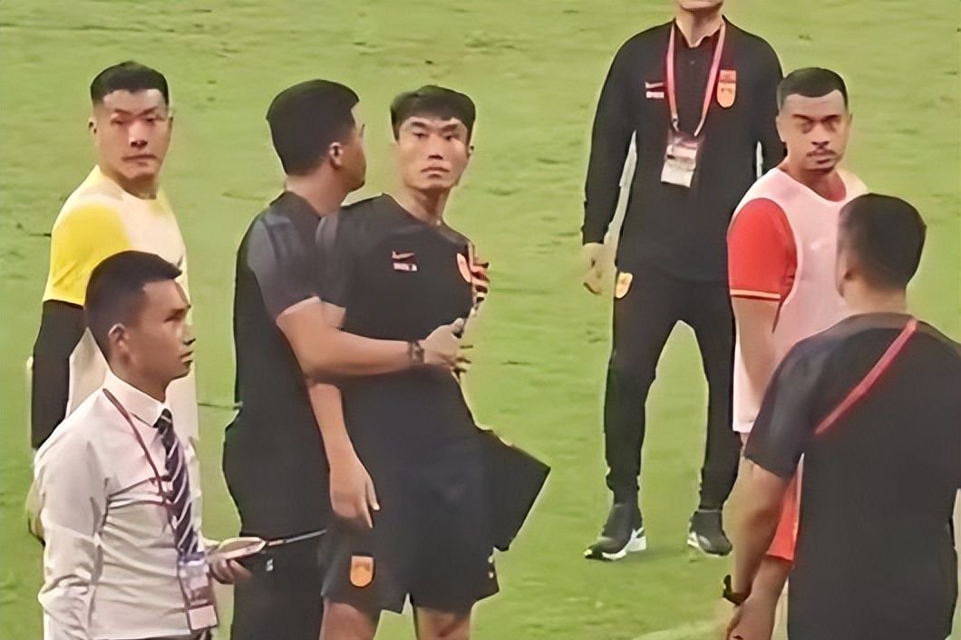 今晚！国足vs阿曼 封闭比赛cctv5无直播，武磊等中超球员领衔出战|阿曼|国足|男足_新浪新闻