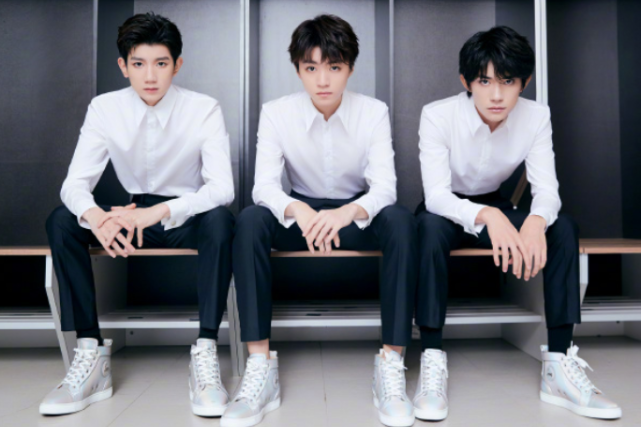 网传TFBOYS将解散，时代峰峻发声明回应：传闻与事实不符|TFBOYS|王俊凯|易烊千玺_新浪新闻