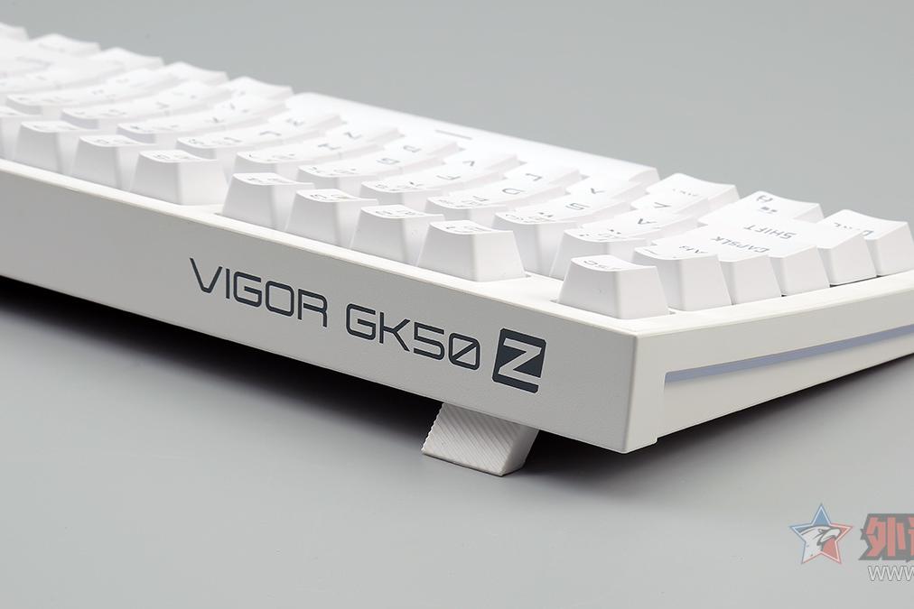 百元级产品好选择：微星GK50Z终结者键盘评测|终结者|键盘|微星_新浪新闻