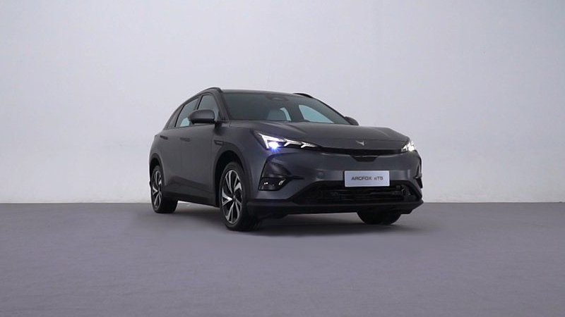 800V高压不到20万 新上市的极狐阿尔法T5你冲不冲？|新车上市|国产新车|新能源_新浪新闻