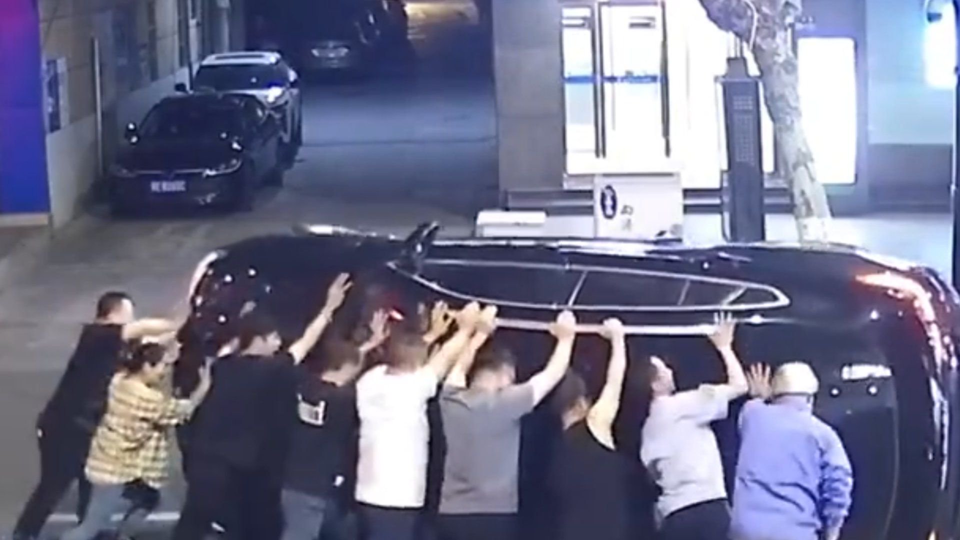 成都AG超玩会 3:2 杭州LGD.NBW 第五局MVP为AG大帅10 (孟家俊)鲁班大师|杭州LGD|AG|MVP_新浪新闻