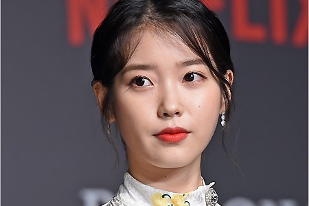 IU迎生日为弱势群体捐献2亿1千万韩元|韩元|弱势群体|生日_新浪新闻