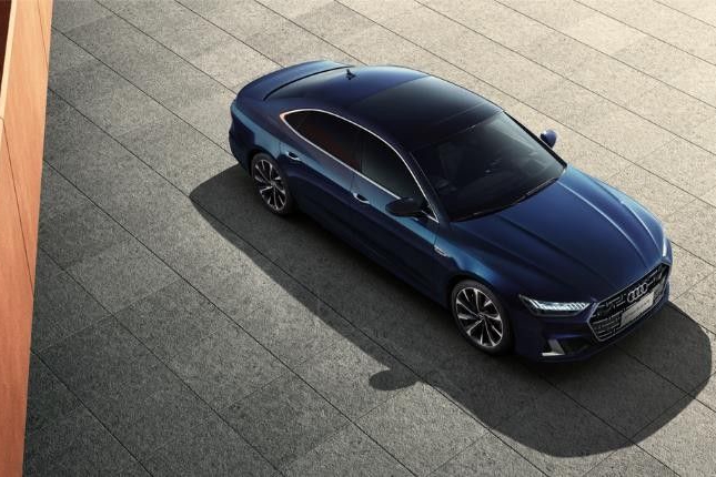 V6发动机+激光大灯，看到上汽奥迪A7L才知什么是天花板-新浪汽车