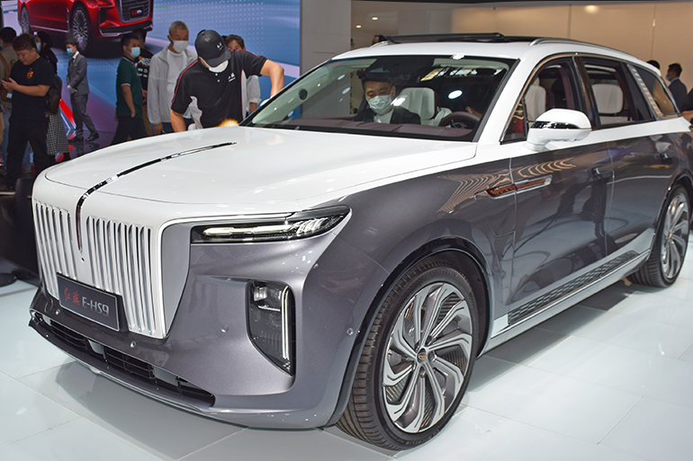 红旗E-HS9终于揭底 预售价55万起 前排全是屏幕-新浪汽车