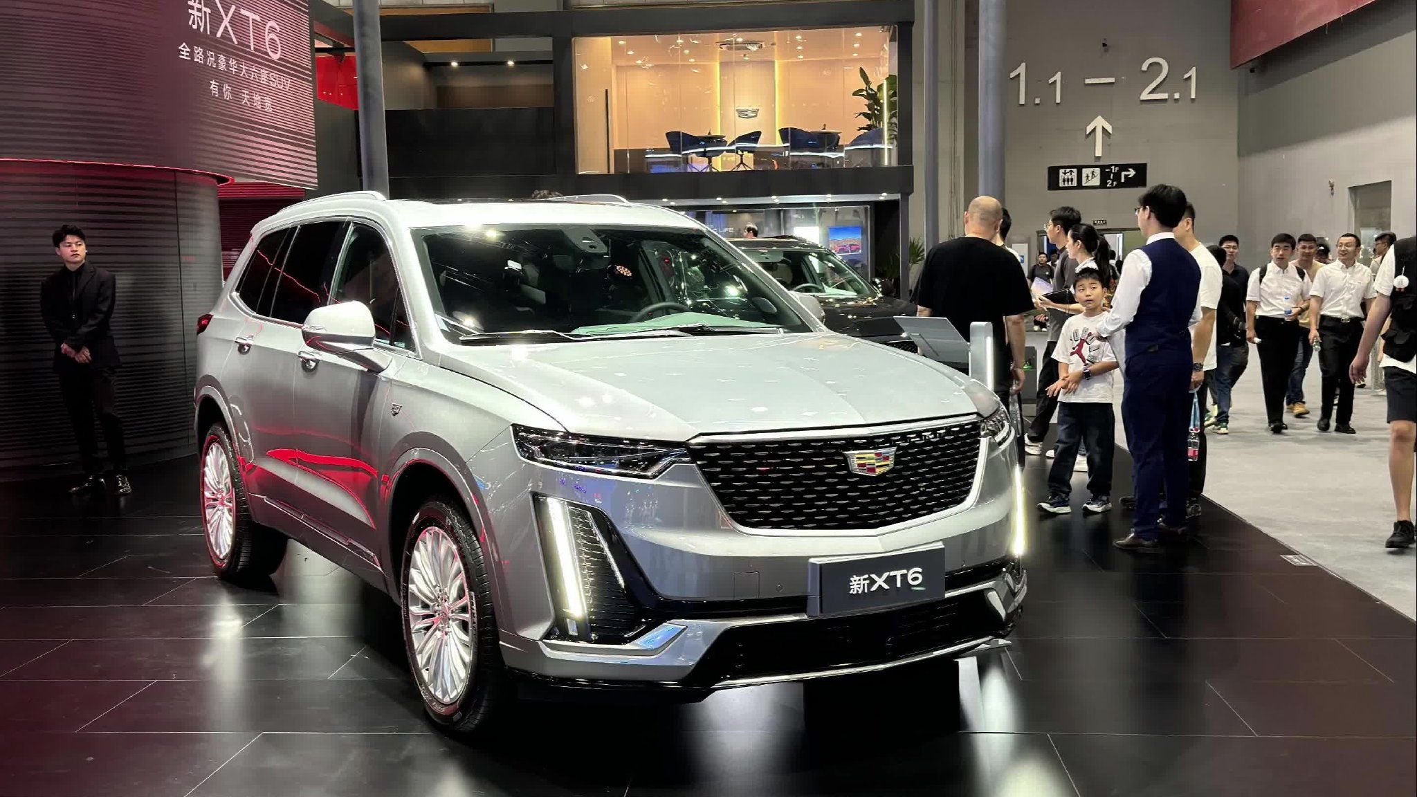 2024广州车展选6座SUV 关注下凯迪拉克新XT6 最低30多万就能提|汽车资讯|35-50万suv|凯迪拉克_新浪新闻