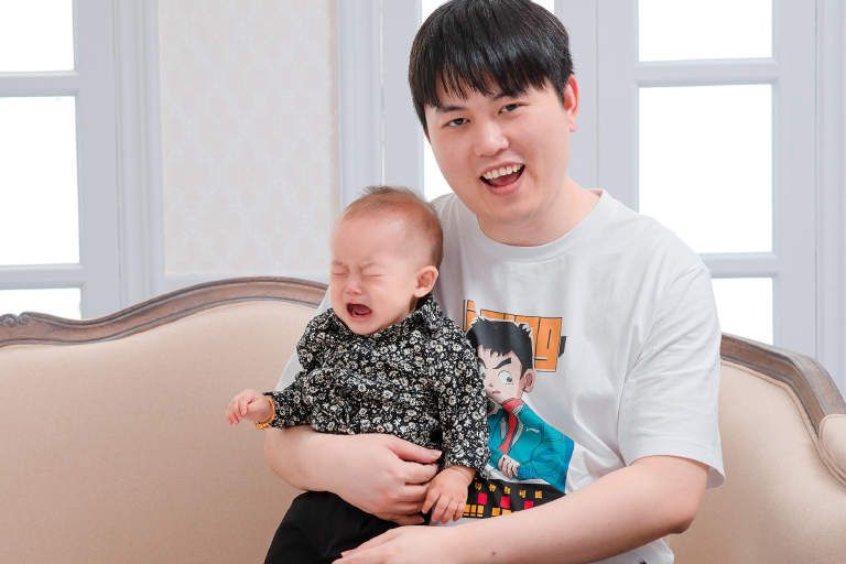 DOTA2：YYF化身大头带哥直播带货，不卖牛肉卖起了热干面？|热干面|牛肉|周黑鸭_新浪新闻