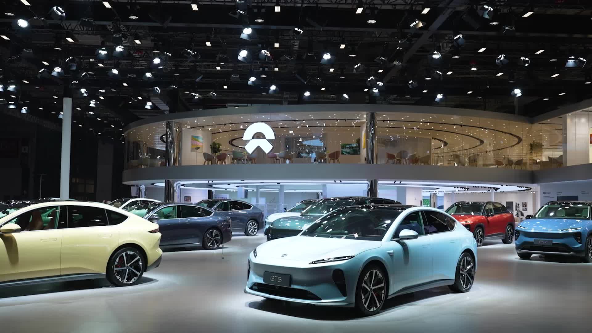 蔚来全新ES6上海车展开启预订，2023款ET7升级上市|新车计划|新能源|蔚来汽车_新浪新闻