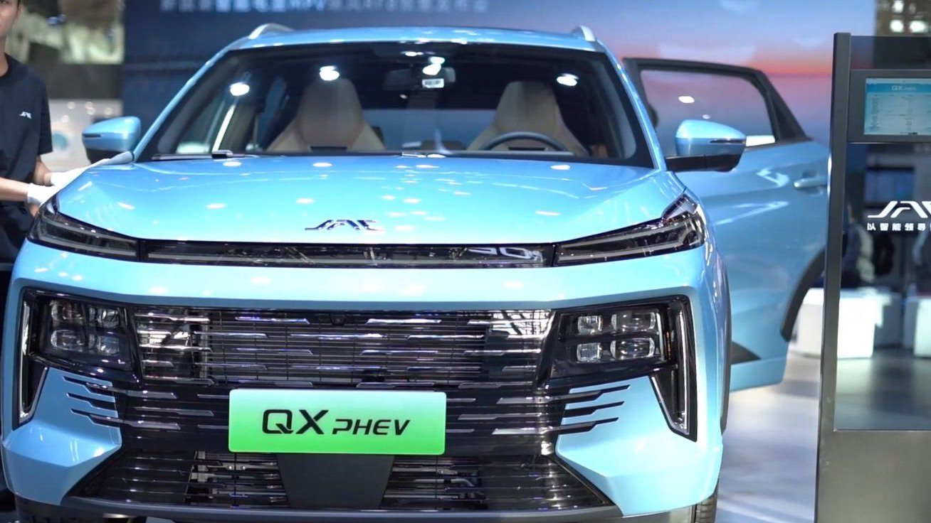 江淮QX PHEV亮相,15万级优选SUV|花边趣闻|国产|新能源_新浪新闻