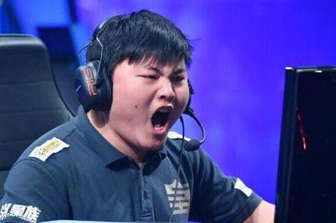 LOL职业击杀榜，第三是SMLZ，第二是Rookie，第一竟是他？|选手|英雄联盟|队伍_新浪新闻