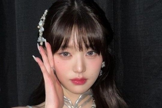 韩国女团IVE成员张员瑛SNS发照秀美貌|女团|美貌|韩国_新浪新闻