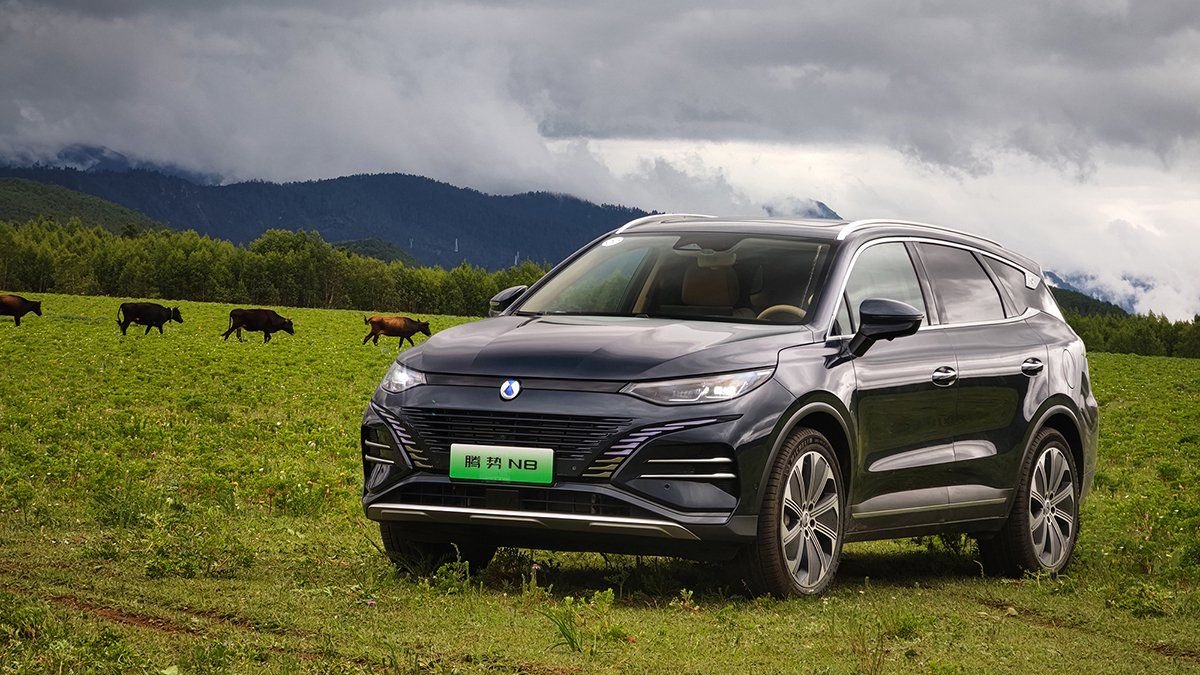 错位竞争大五座SUV，4.9米长的腾势N8怎打理想L7|汽车资讯|中高级车|新能源_新浪新闻