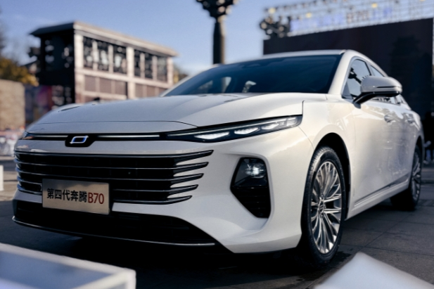 12.99万元起，全新一代奔腾B70破局轿车市场能成功么？-新浪汽车