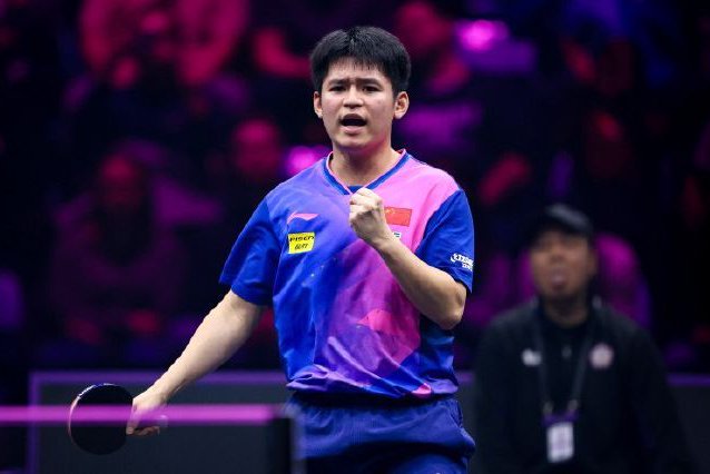 随着林诗栋3-0，张本智和3-0，WTT总决赛男单4强全部出炉|张本智|王楚钦|男单_新浪新闻