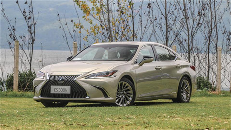 【十秒快选车】雷克萨斯ES300、奥迪A6L、宝马5系这三款车_新浪新闻