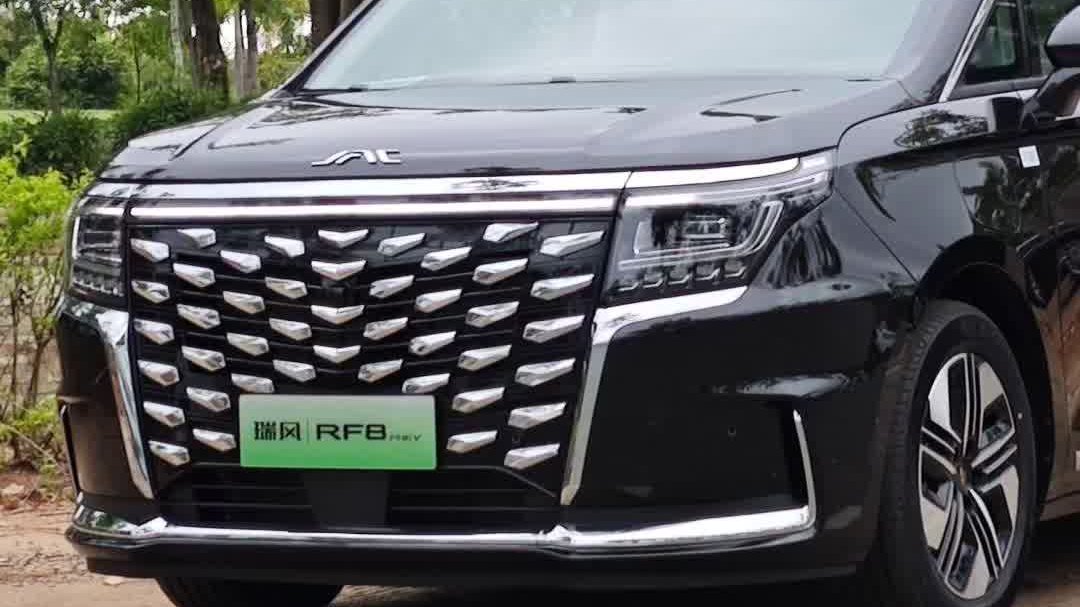 首款可电可油的鸿蒙MPV，奶爸试驾瑞风RF8 PHEV|试驾评测|汽车视频|MPV_新浪新闻