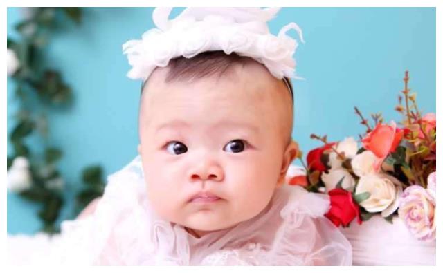新生儿不满三个月,宝妈最好别做4件事,不然或许会影响宝宝发育
