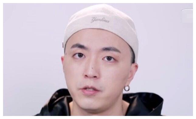 jonyj为什么叫豆芽 jonyj资料背景经历揭秘不简单