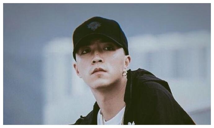 jonyj为什么叫豆芽 jonyj资料背景经历揭秘不简单