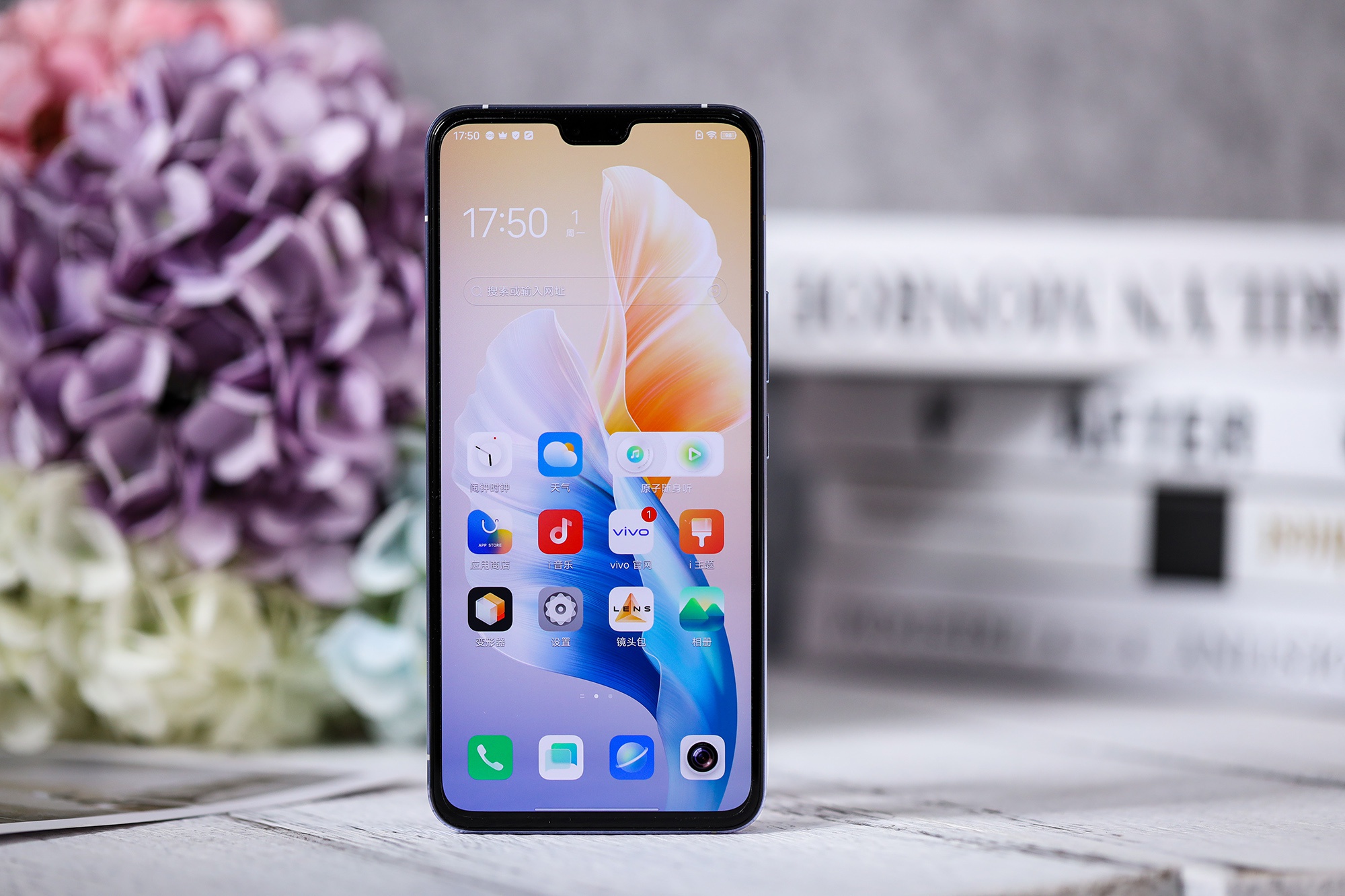 轻薄渐变炫彩机身 vivo S9手机外观图赏|vivo S9|渐变|机身_新浪新闻