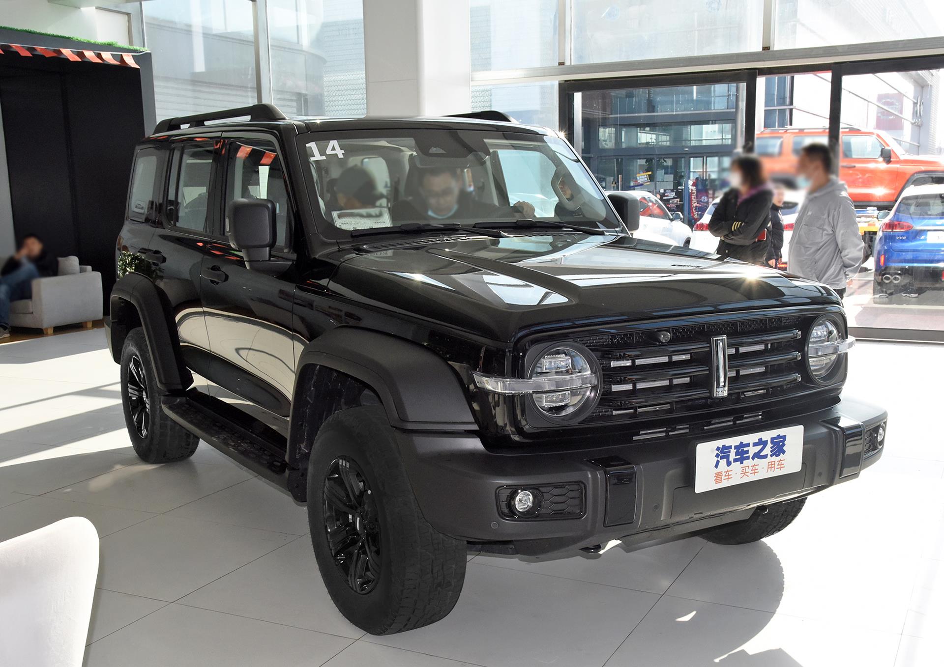 官方正式宣布：WEY坦克300将于12月17日正式上市