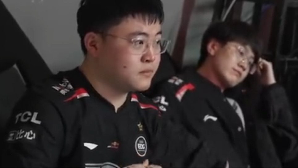 EDG和BLG训练赛五五开！Bin深夜发文：我会回来的|训练赛|晋级|灰太狼_新浪新闻