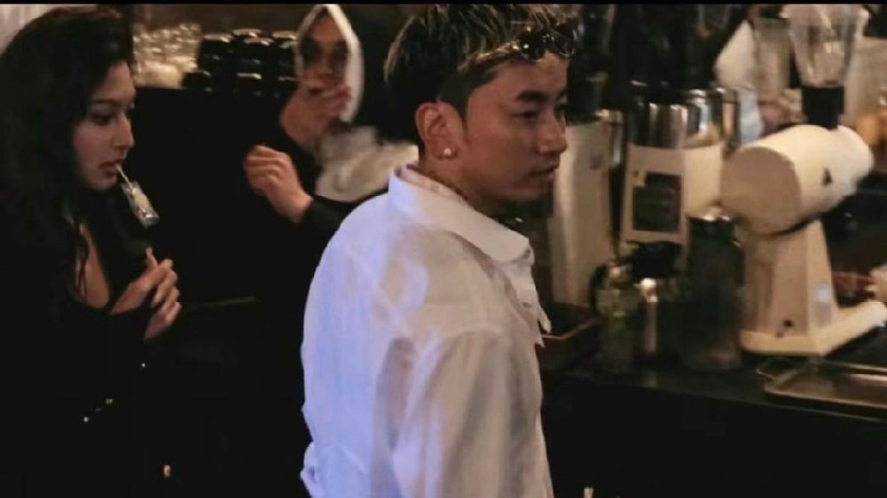 马思唯、MELO、艾福杰尼、KNOWKNOW！大量Rapper和女朋友露面！|女朋友|马思唯|艾福杰尼_新浪新闻