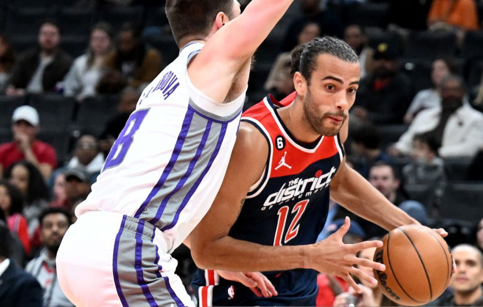 拿下NBA生涯首分，NBL双料MVP终于开始在NBA崭露头角了？